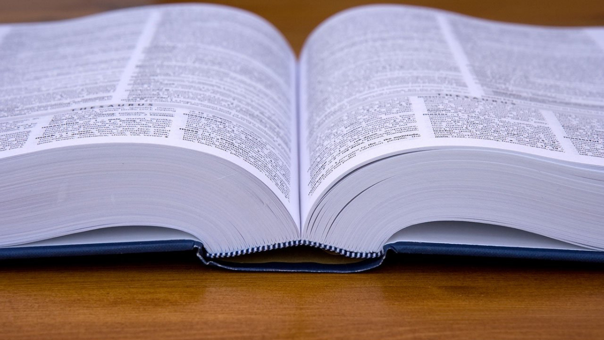 11 Best Persian Dictionaries | ASPIRANTUM